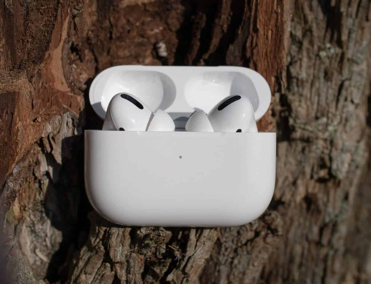 Should Airpods Have The Same Serial Number Stampsound should-airpods-have-the-same-serial-number-stampsound